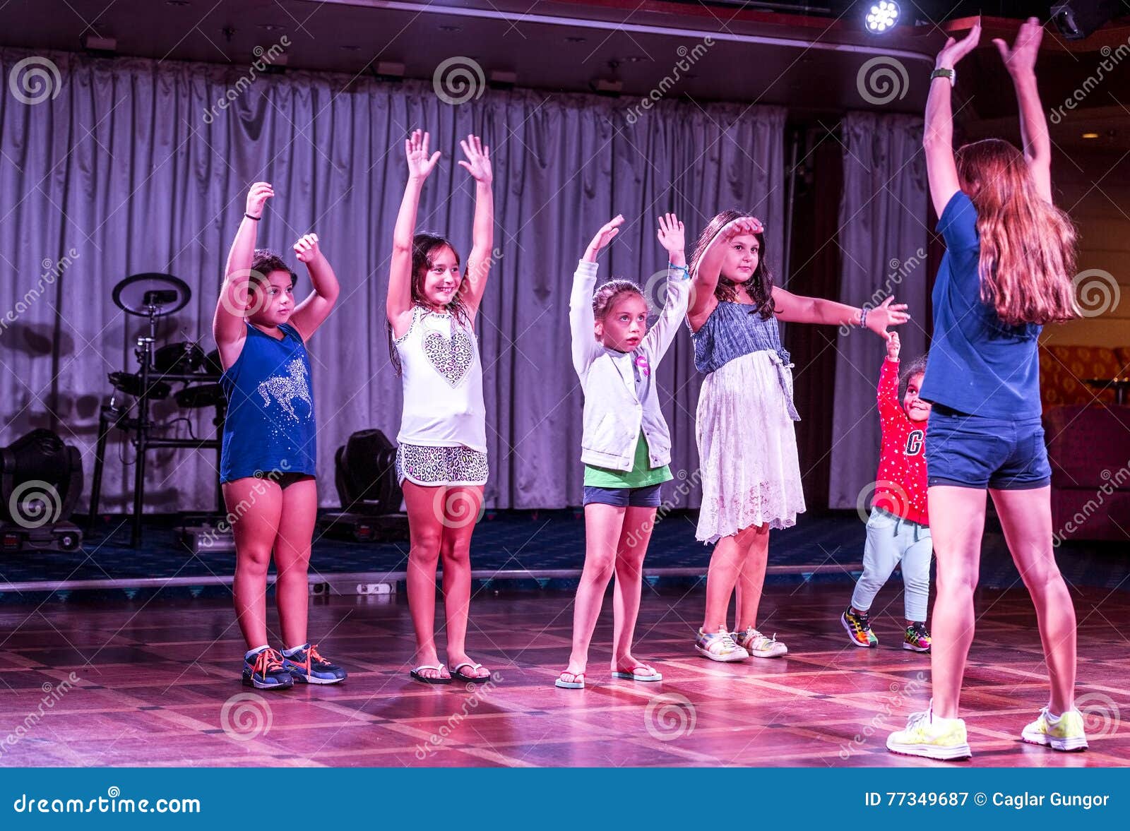 Children Learning editorial photography. Image of figure - 77349687