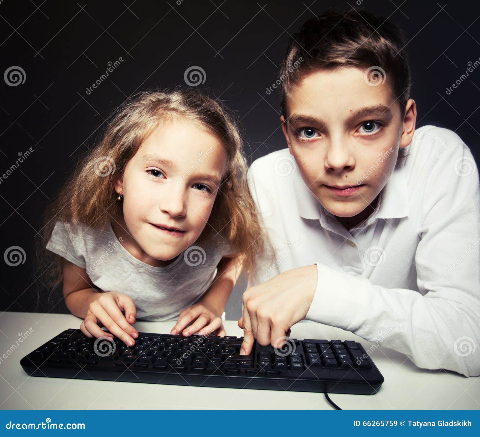 Children Looking at a Computer Stock Image - Image of intresting ...