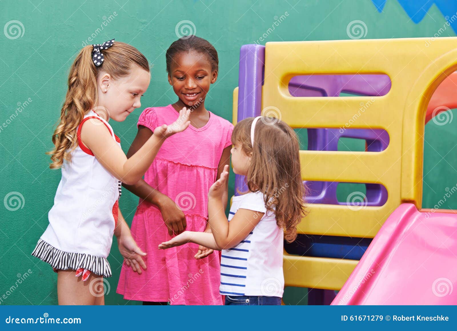 Children Playing Clapping Game Stock Image - Image of help, game: 61671279