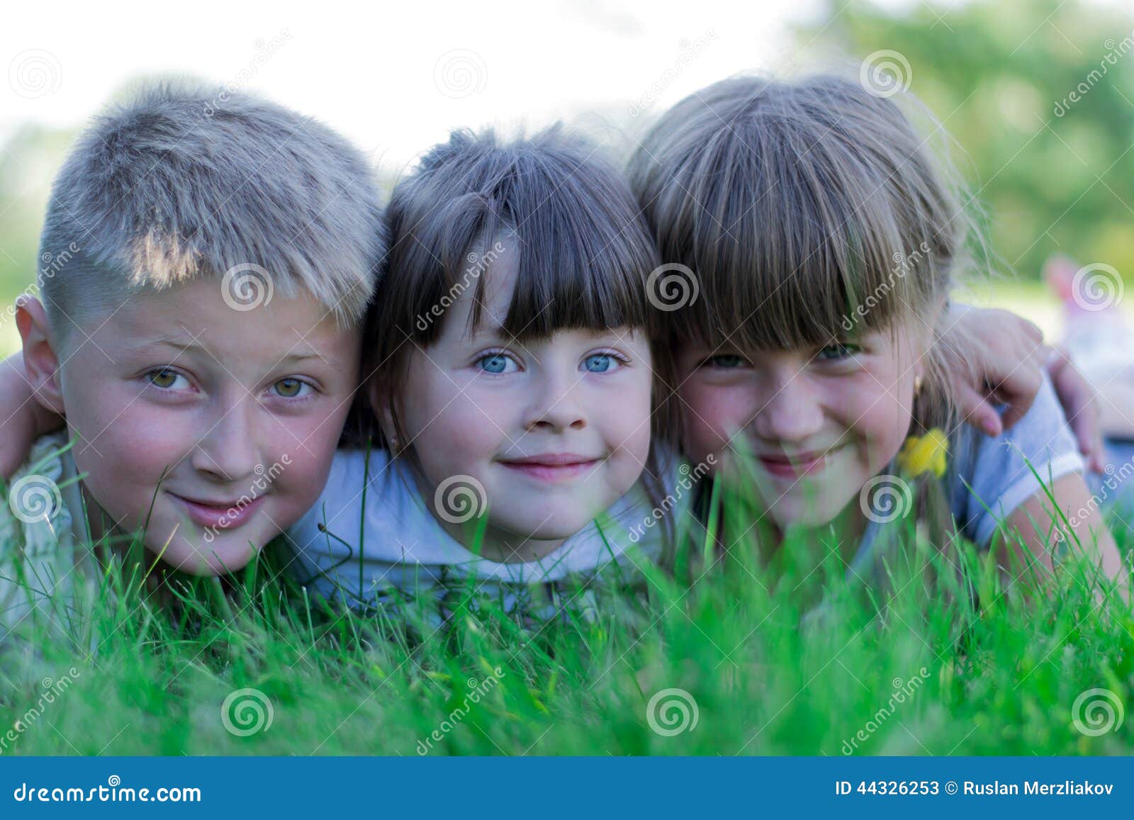 Children Playing on the Grass Stock Image - Image of human, green: 44326253