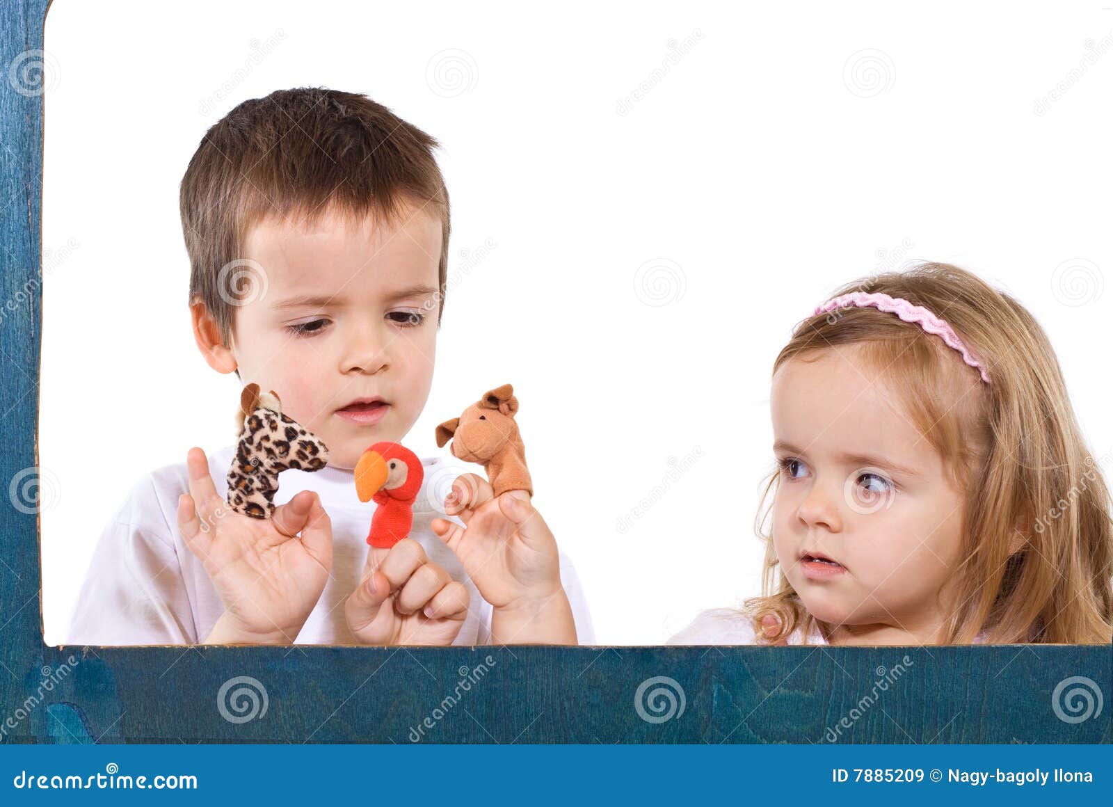 Children Playing with Puppets Stock Image - Image of eyes, finger: 7885209