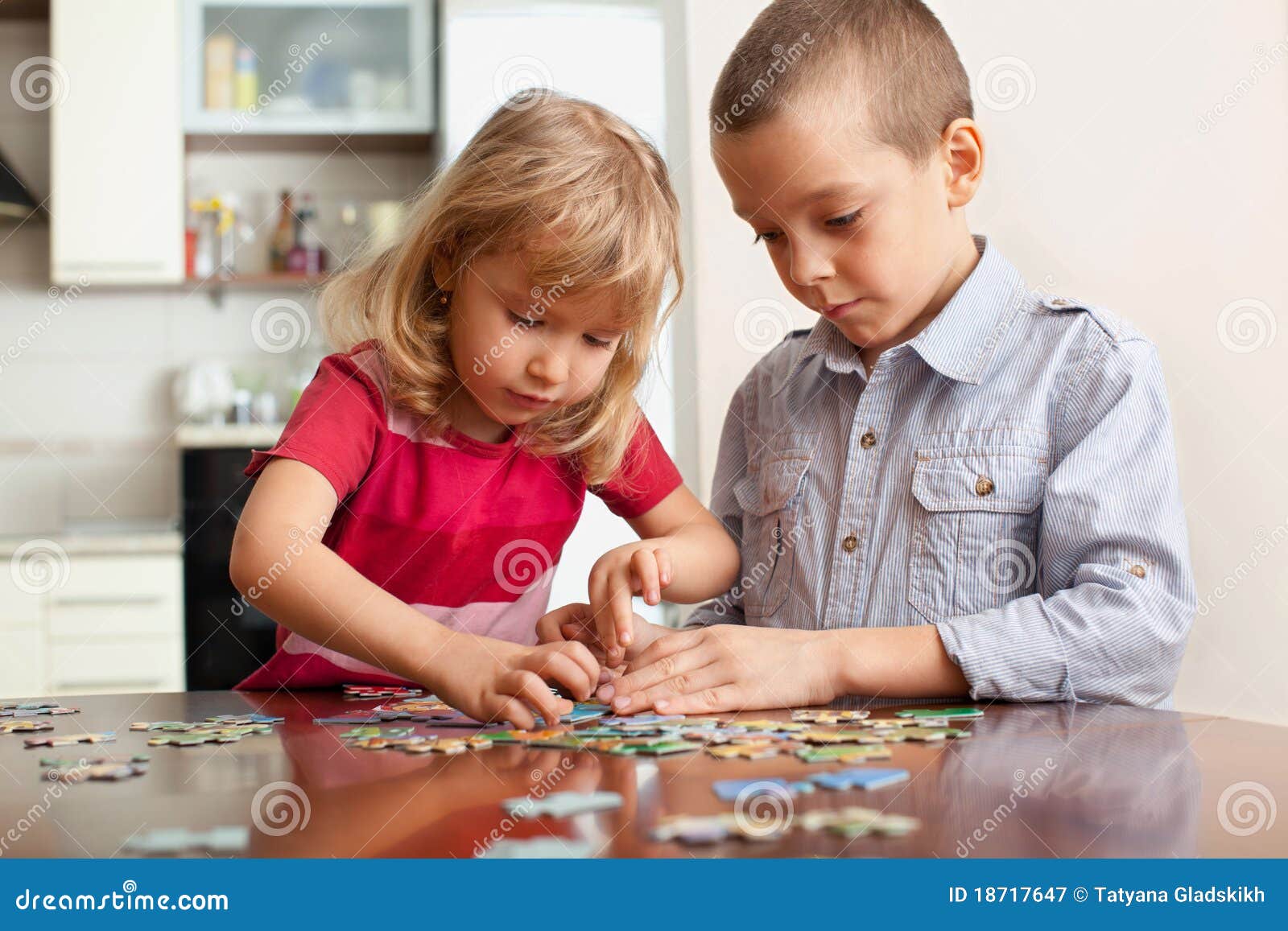 Children, Playing Puzzles Royalty Free Stock Photography - Image: 18717647