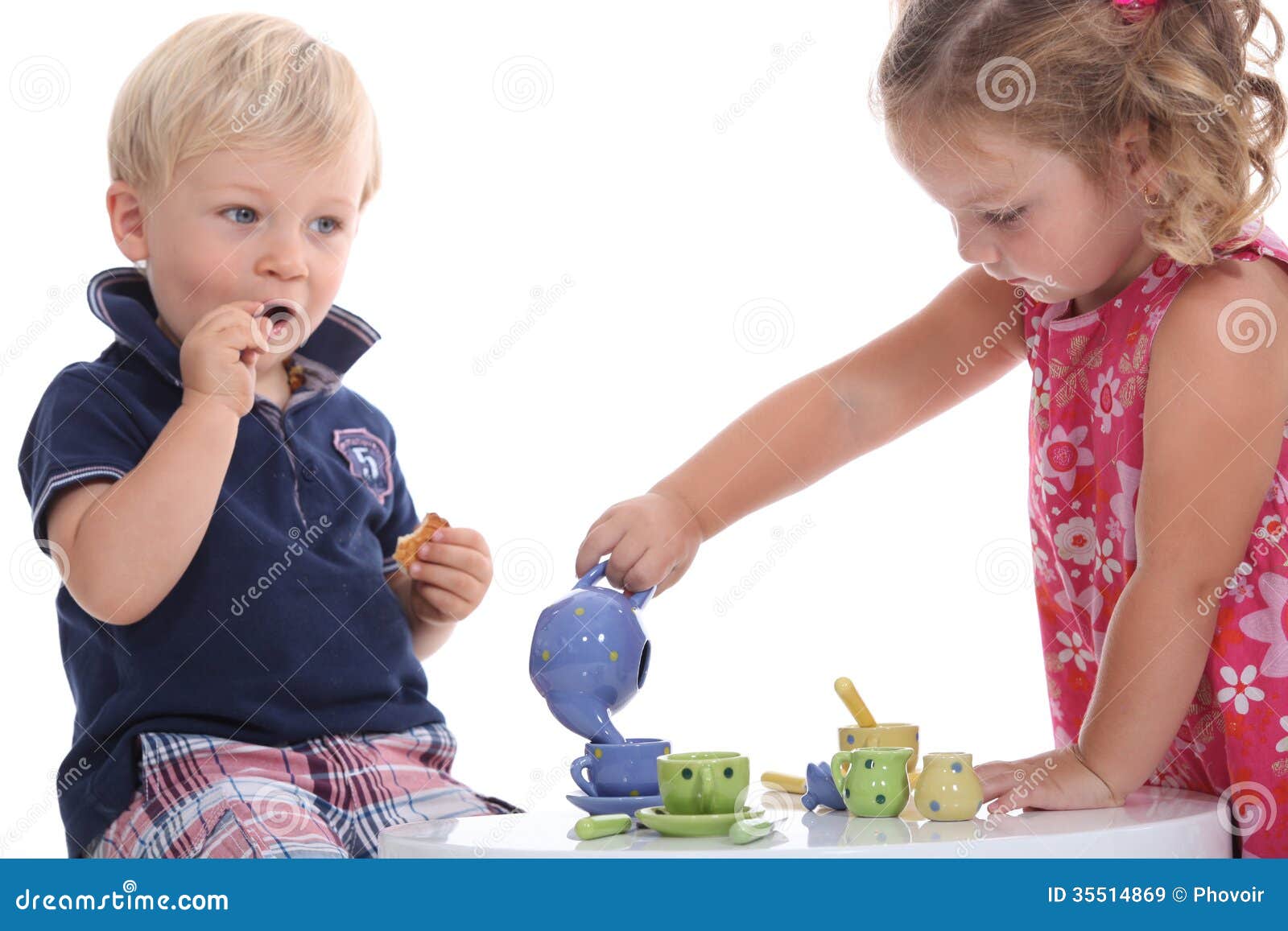 Children Playing Tea Parties Stock Image - Image of kids, party: 35514869