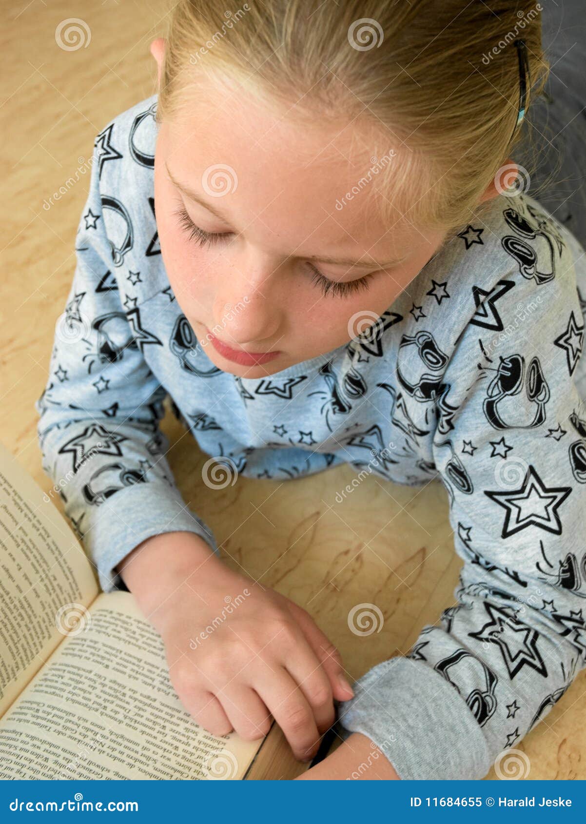 Children Reading stock image. Image of reading, portraits - 11684655