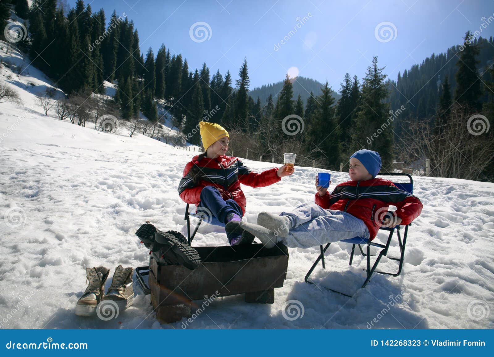 Children Rest in the Spring. Stock Image - Image of soft, snow: 142268323