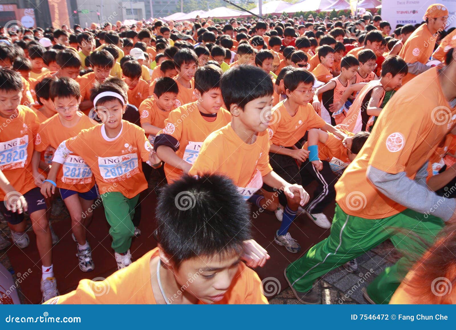Children run editorial photography. Image of runner, smiling - 7546472
