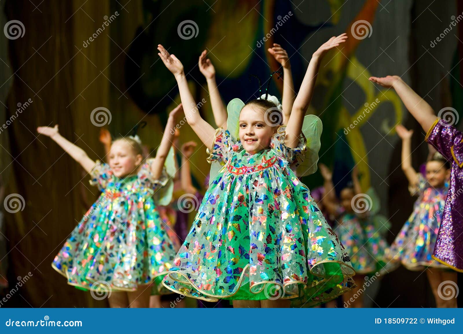 Children s beauty contest editorial photography. Image of ulan - 18509722