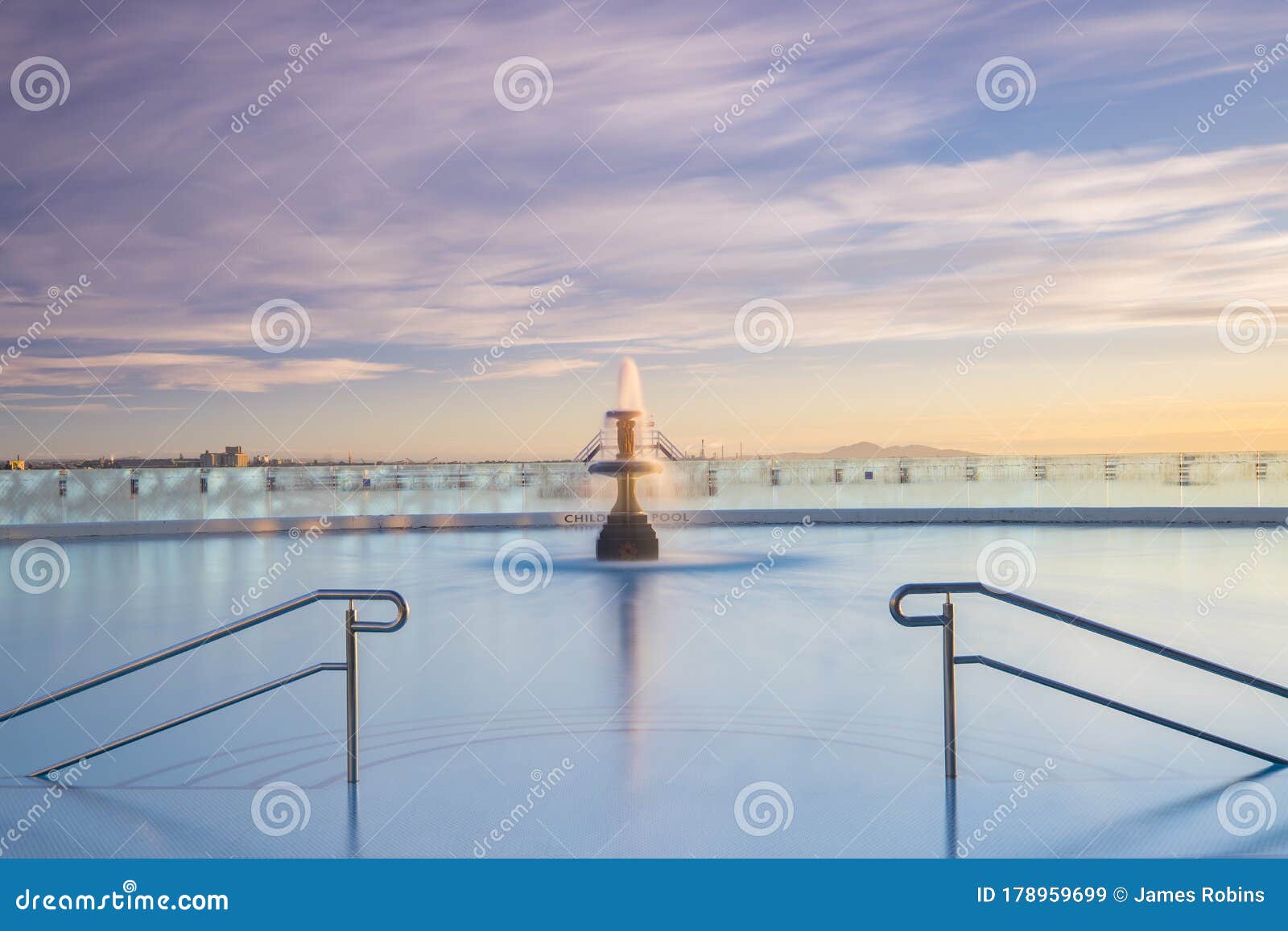 The Children`s Pool stock image. Image of dawn, waterfront - 178959699