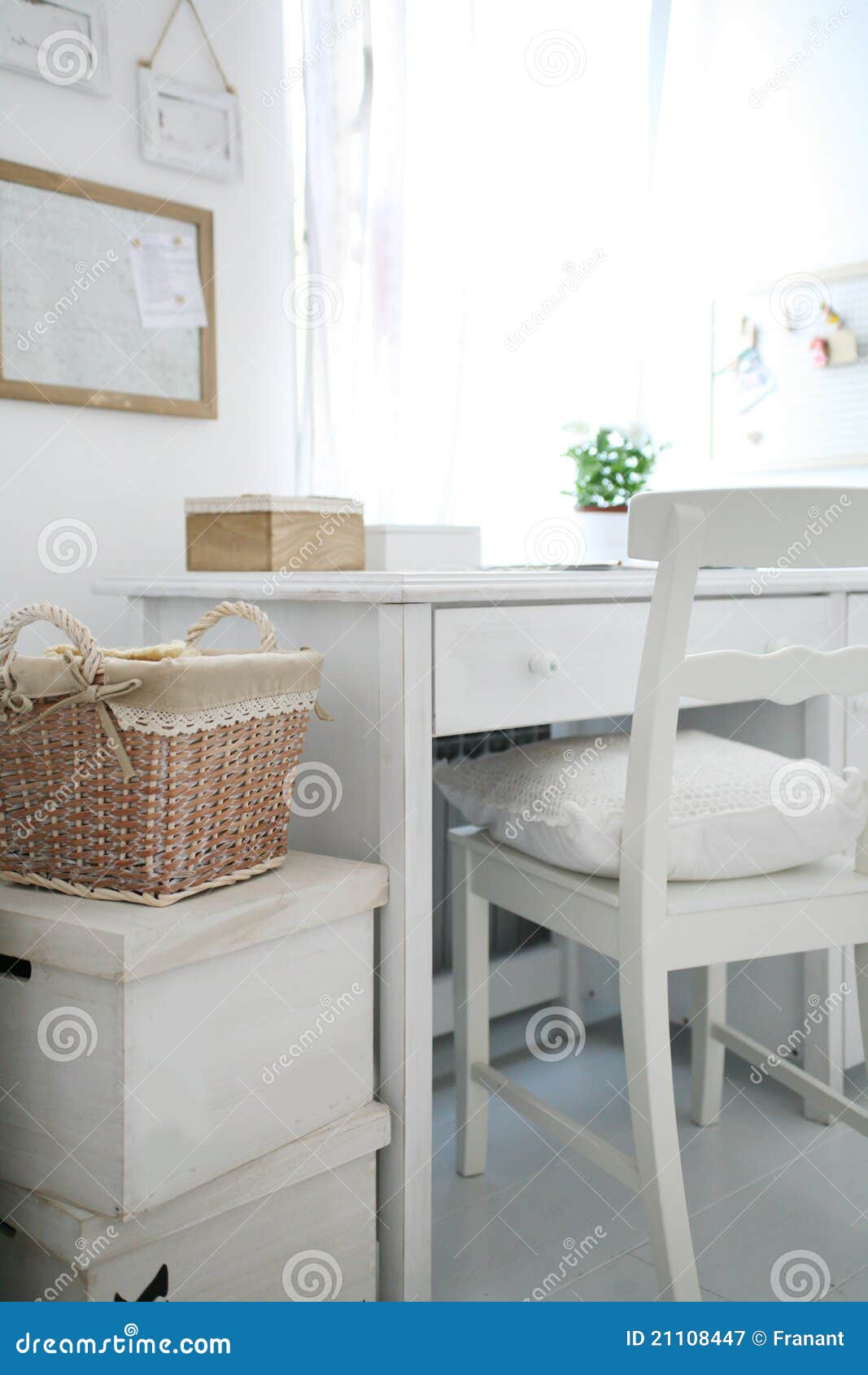 ChildrenÂ´s working table stock image. Image of working - 21108447