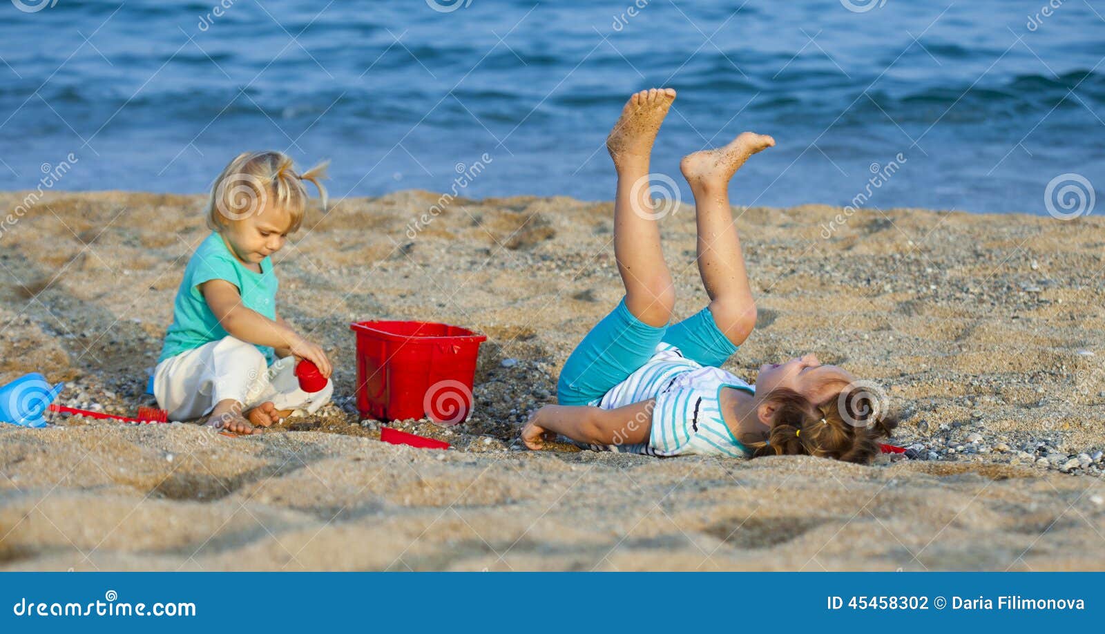 Children at the Seaside Playing Stock Photo - Image of activity ...