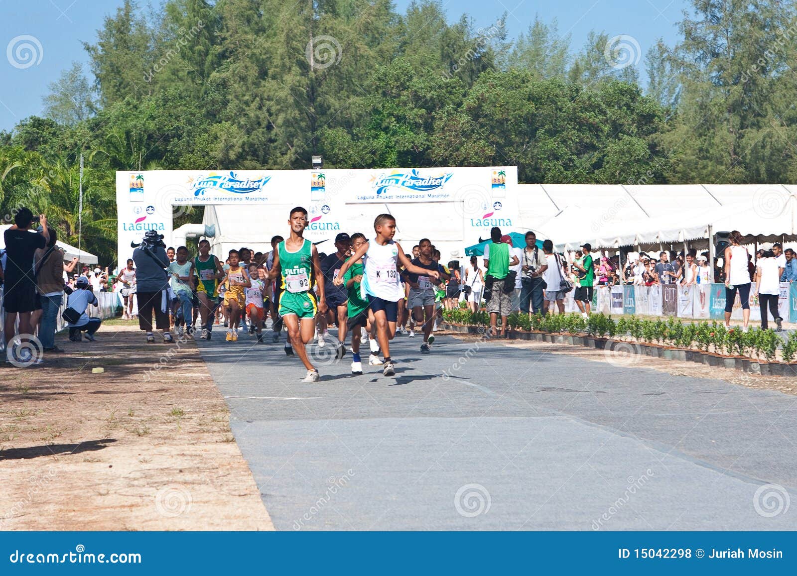 Children Starting the Marathon Editorial Stock Photo - Image of legs ...