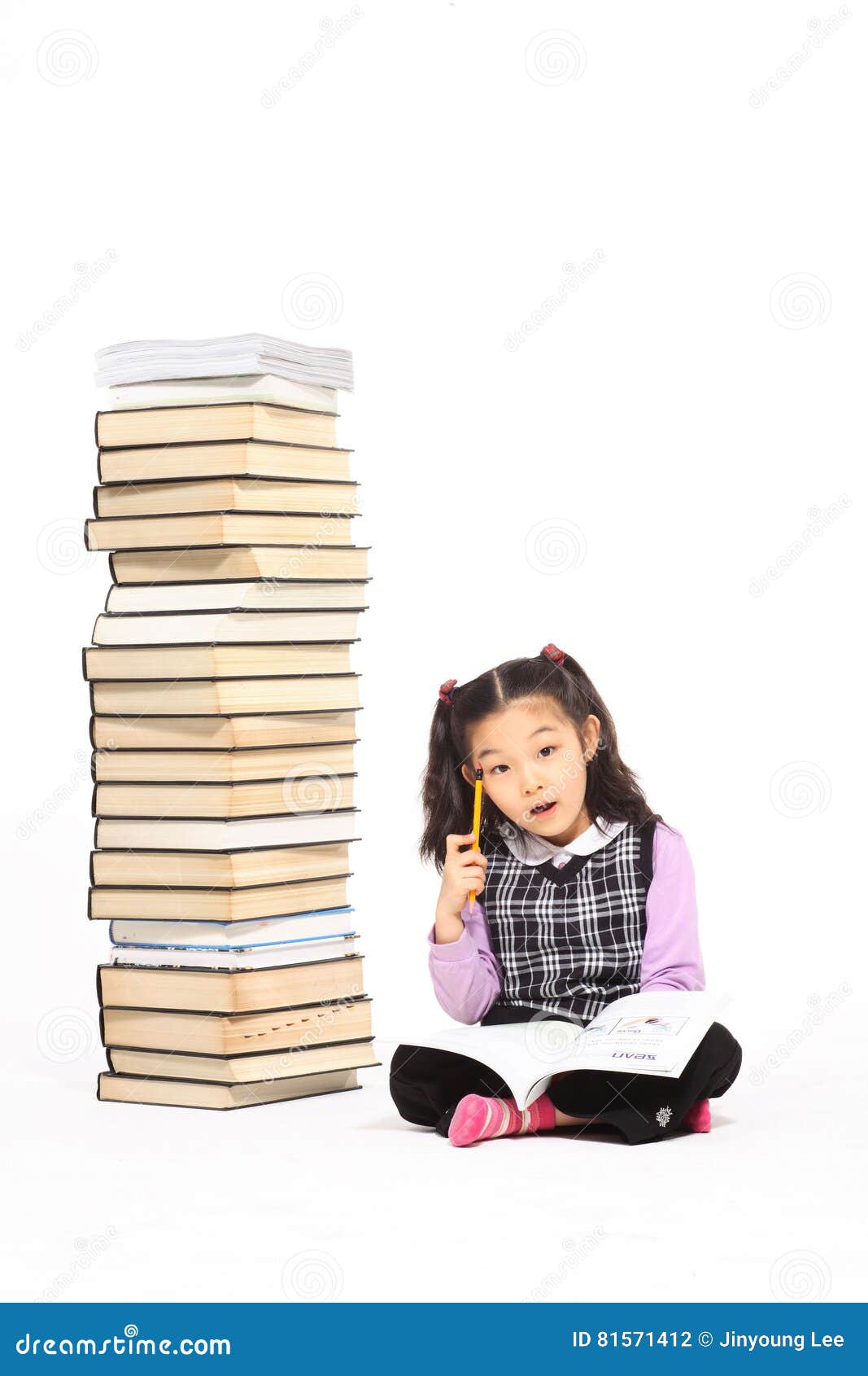Children in Study editorial photography. Image of view - 81571412