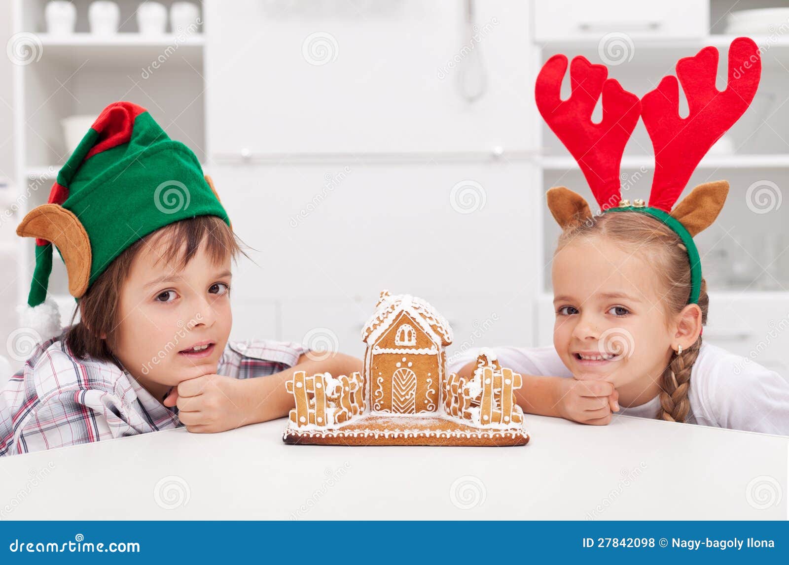 Children with Their Gingerbread House Stock Photo - Image of santa ...