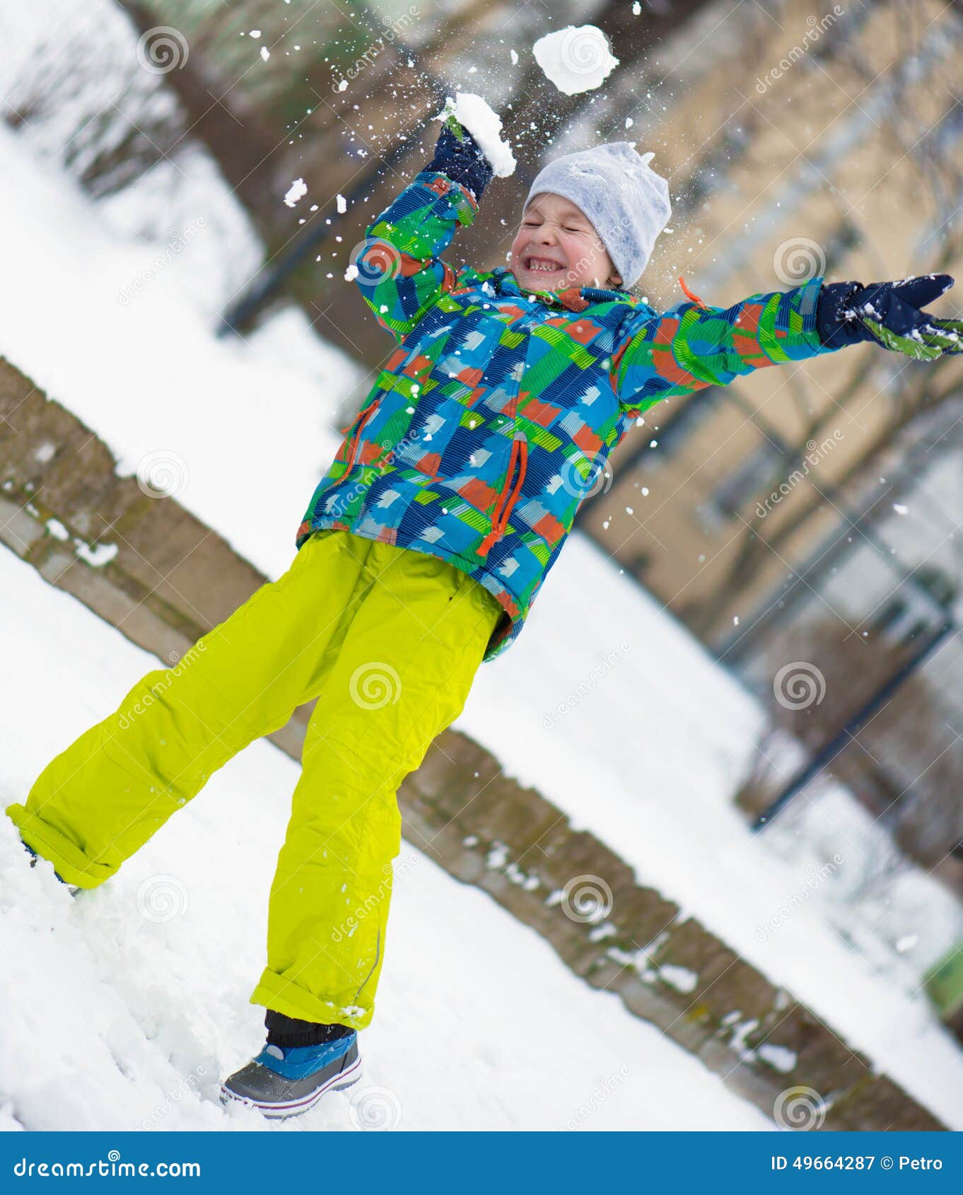 Children Throwing Snowballs Stock Image - Image of frost, nature: 49664287