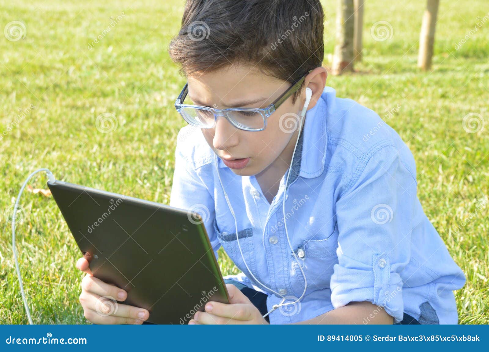 Children use tablets stock image. Image of keyboard, computer - 89414005