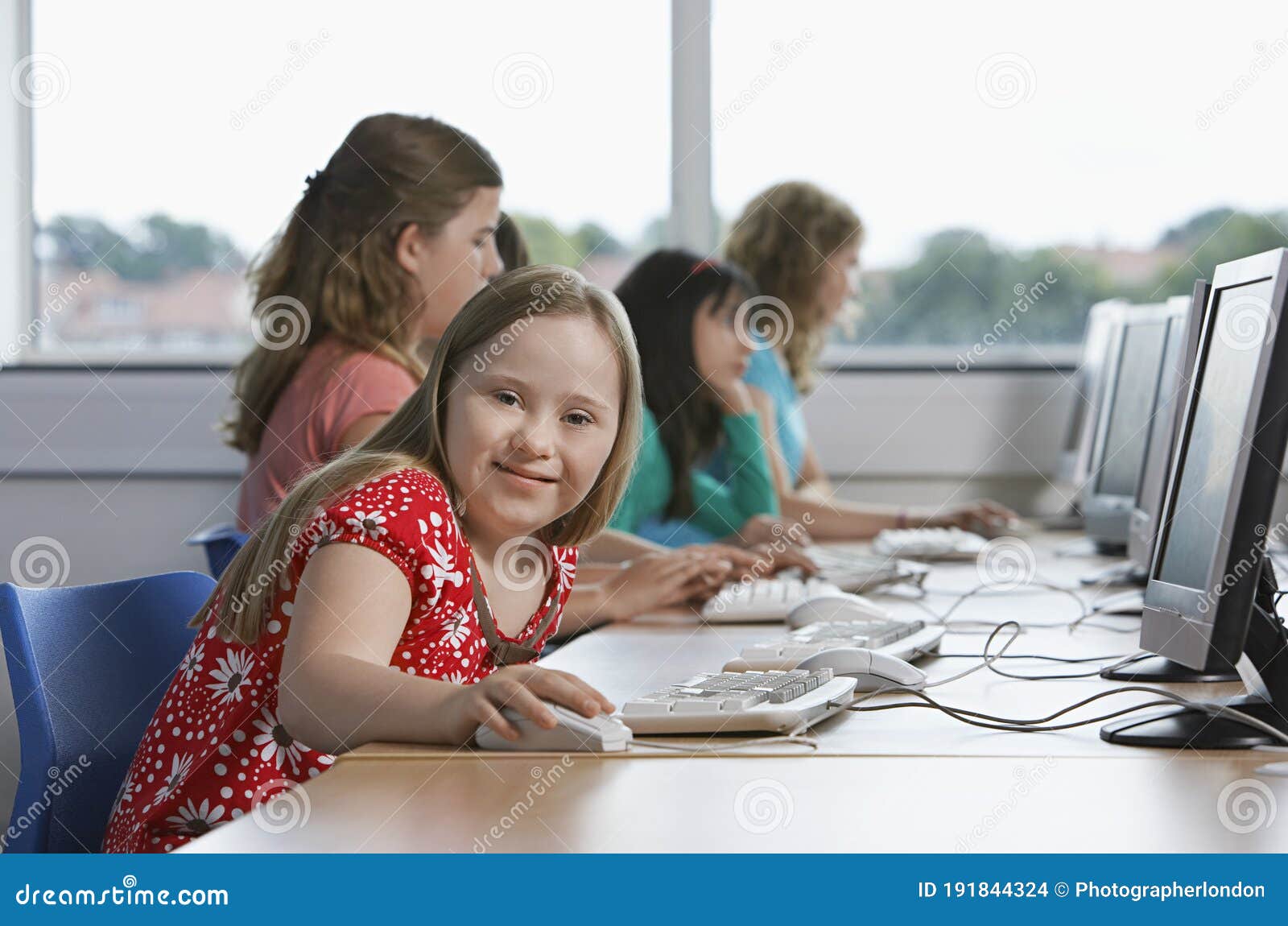 Children (10-12) Using Computer in Computer Lab Stock Photo - Image of ...