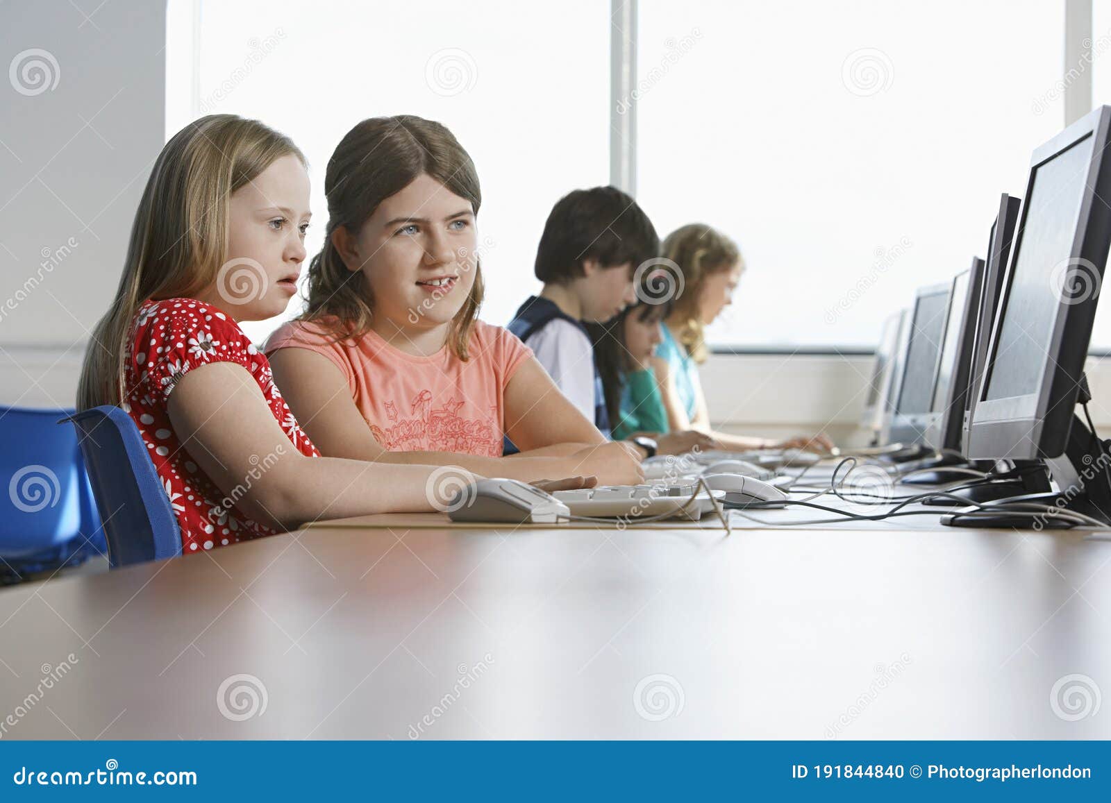 Children (10-12) Using Computer in Computer Lab Stock Photo - Image of ...