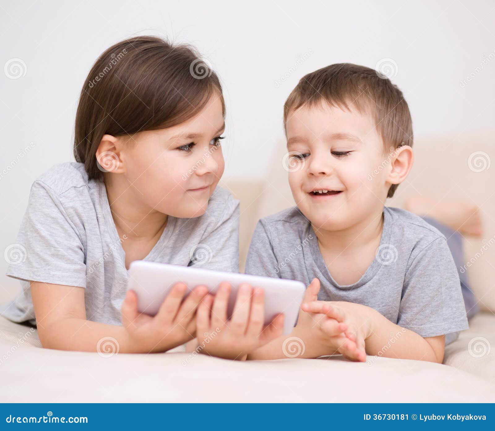 Children Using Tablet Computer Stock Image - Image of girl, education ...