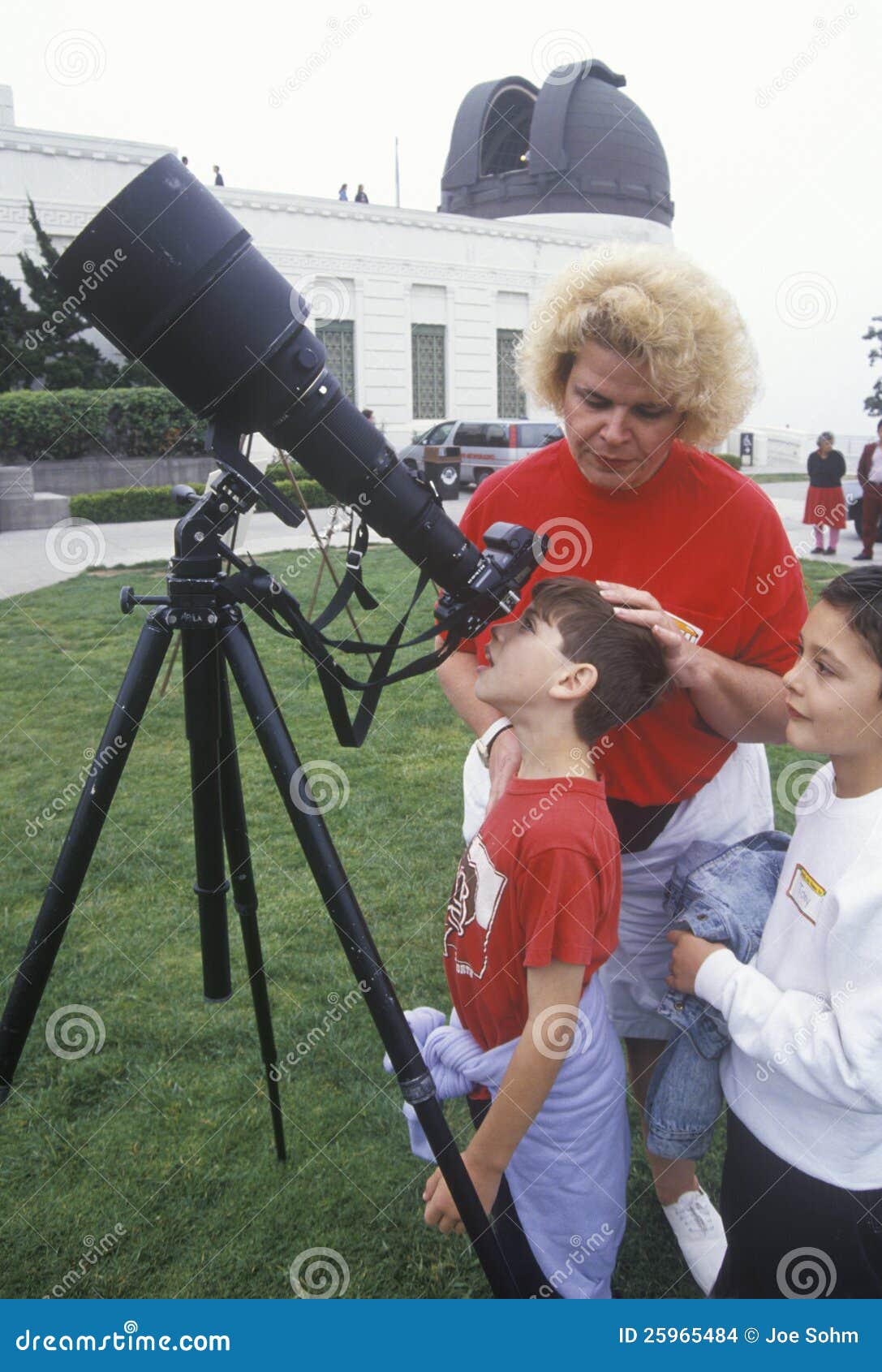 Children Viewing a Solar Eclipse Editorial Stock Image - Image of ...