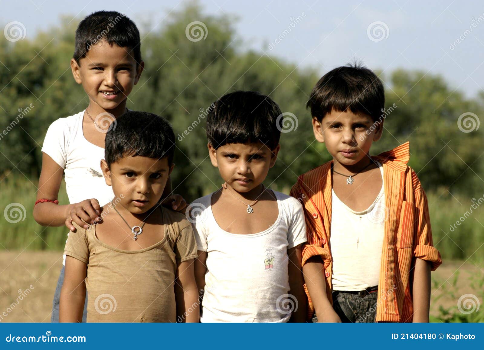 Children at a Village in India Editorial Image - Image of farm, outdoor ...