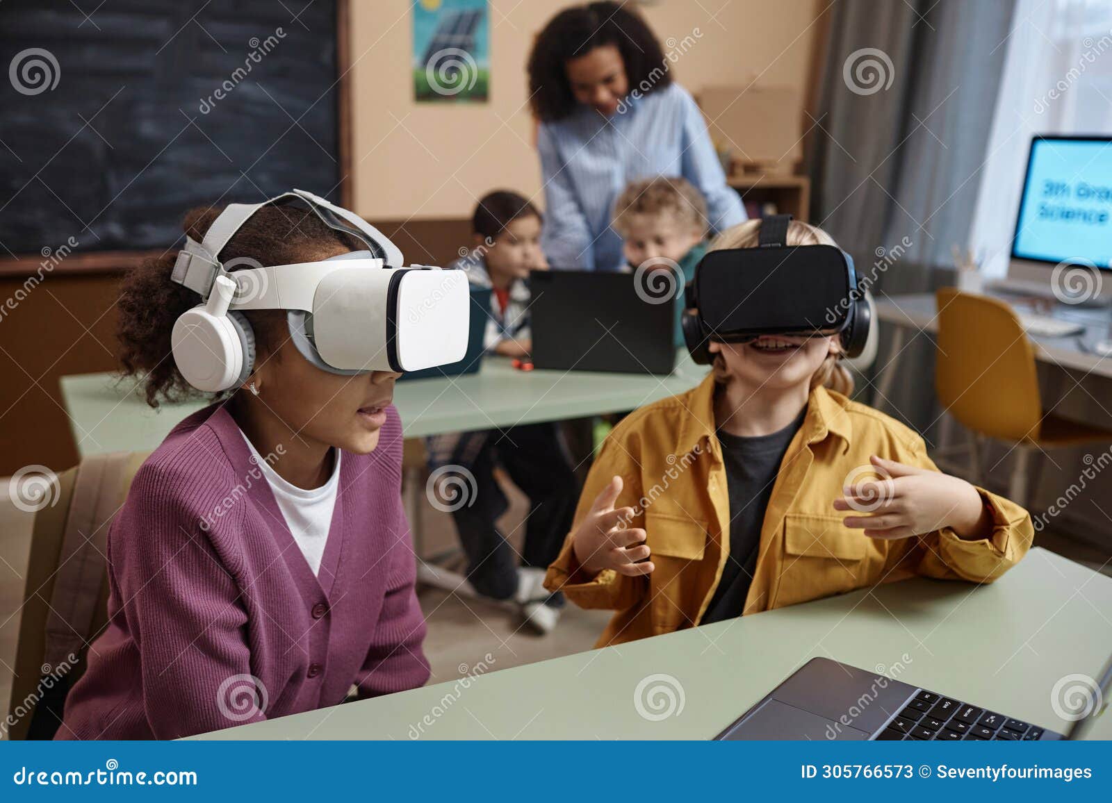 Children Wearing VR Headsets in Class Stock Image - Image of ...