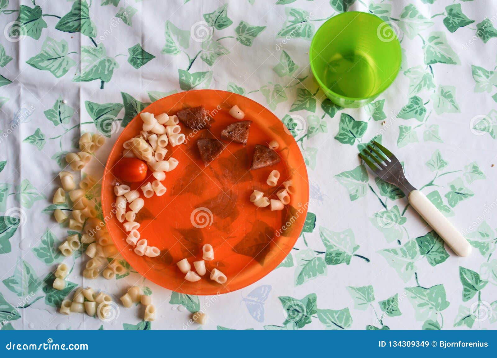 Childs plate after dinner. stock image. Image of baby - 134309349