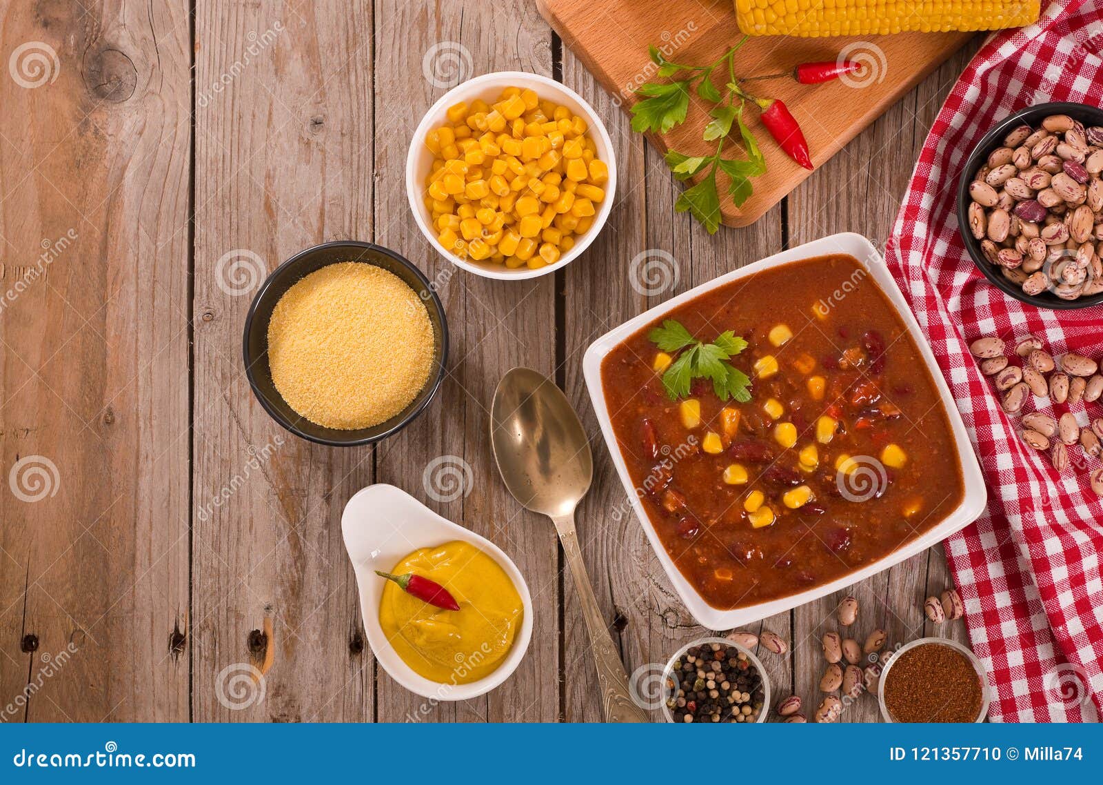 Chile de la carne de vaca foto de archivo. Imagen de legumbre - 121357710