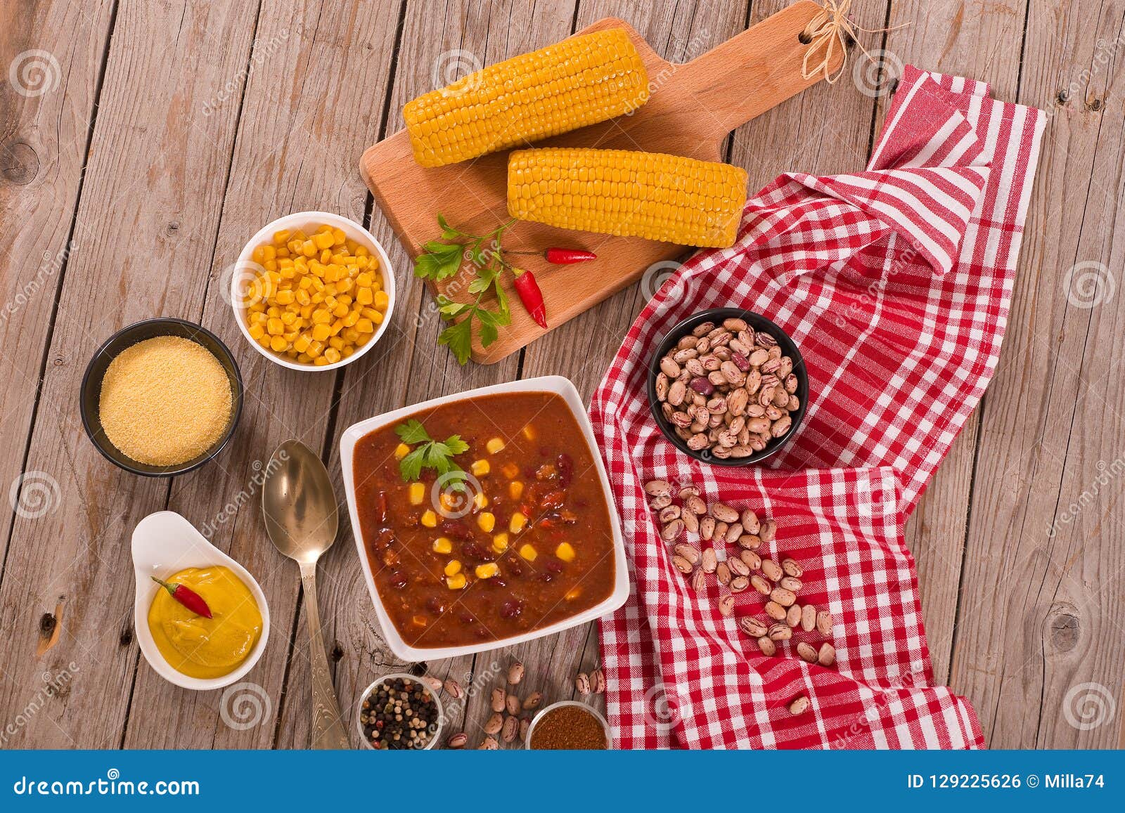 Chile de la carne de vaca foto de archivo. Imagen de fresco - 129225626