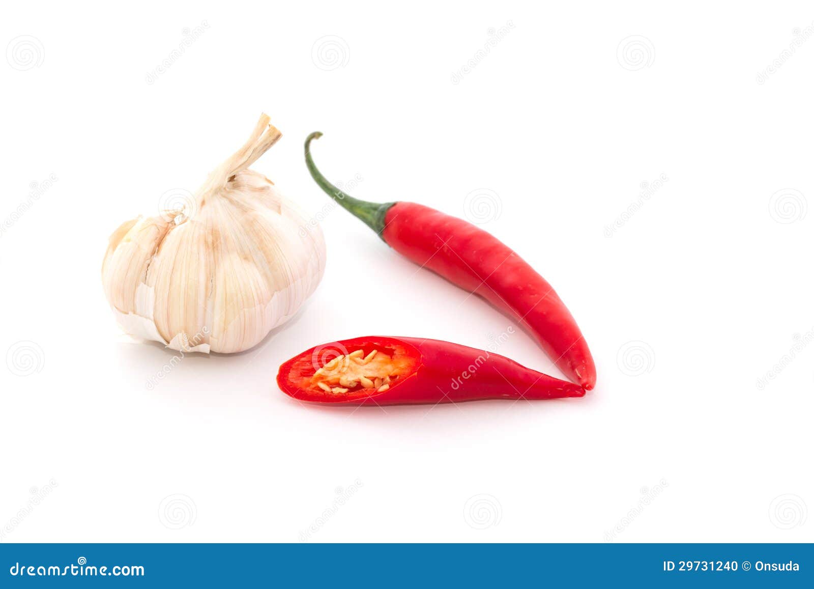 Chiles y ajo rojos foto de archivo. Imagen de color, caliente - 29731240