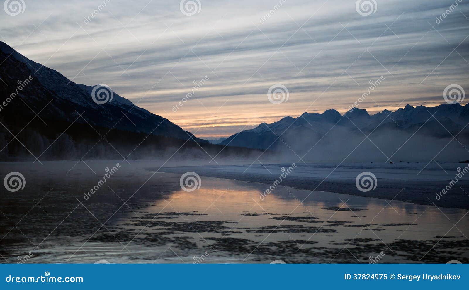 Chilkat River. stock image. Image of scenery, season - 37824975