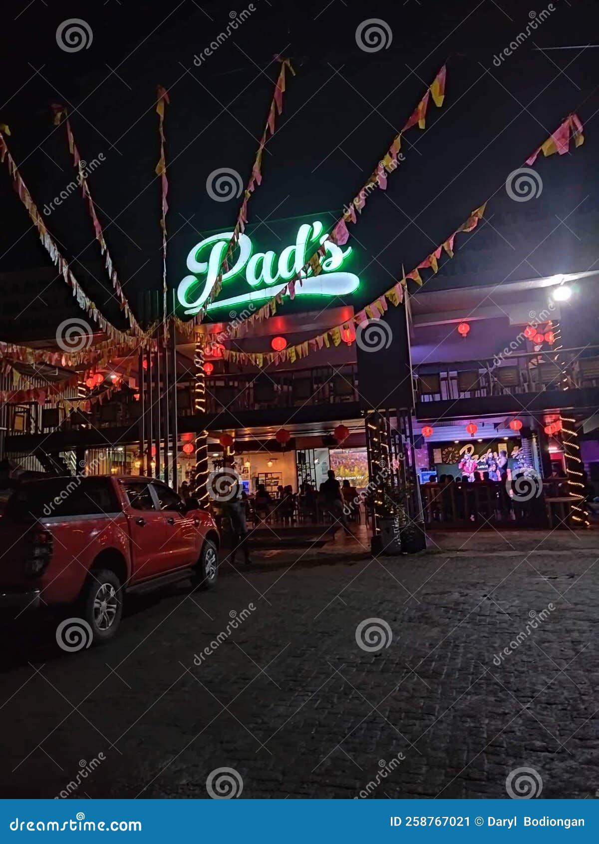 Chill and Cozy Place at Night Editorial Photo - Image of cozy, place ...