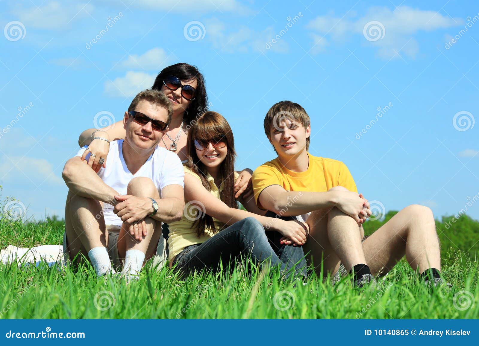 Chill out with family stock image. Image of picnic, active - 10140865