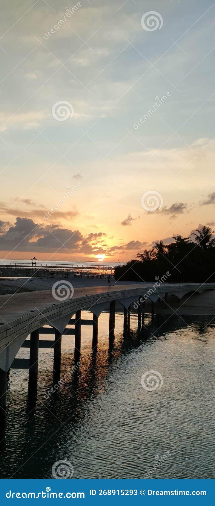Chilling in the Beautiful Morning Sunrise Stock Image - Image of ocean ...