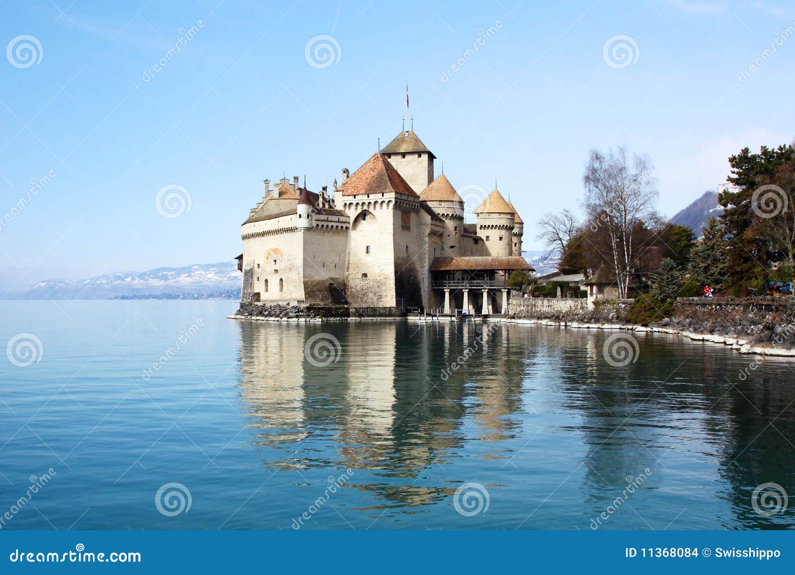 Chillon castle editorial stock image. Image of europe - 11368084