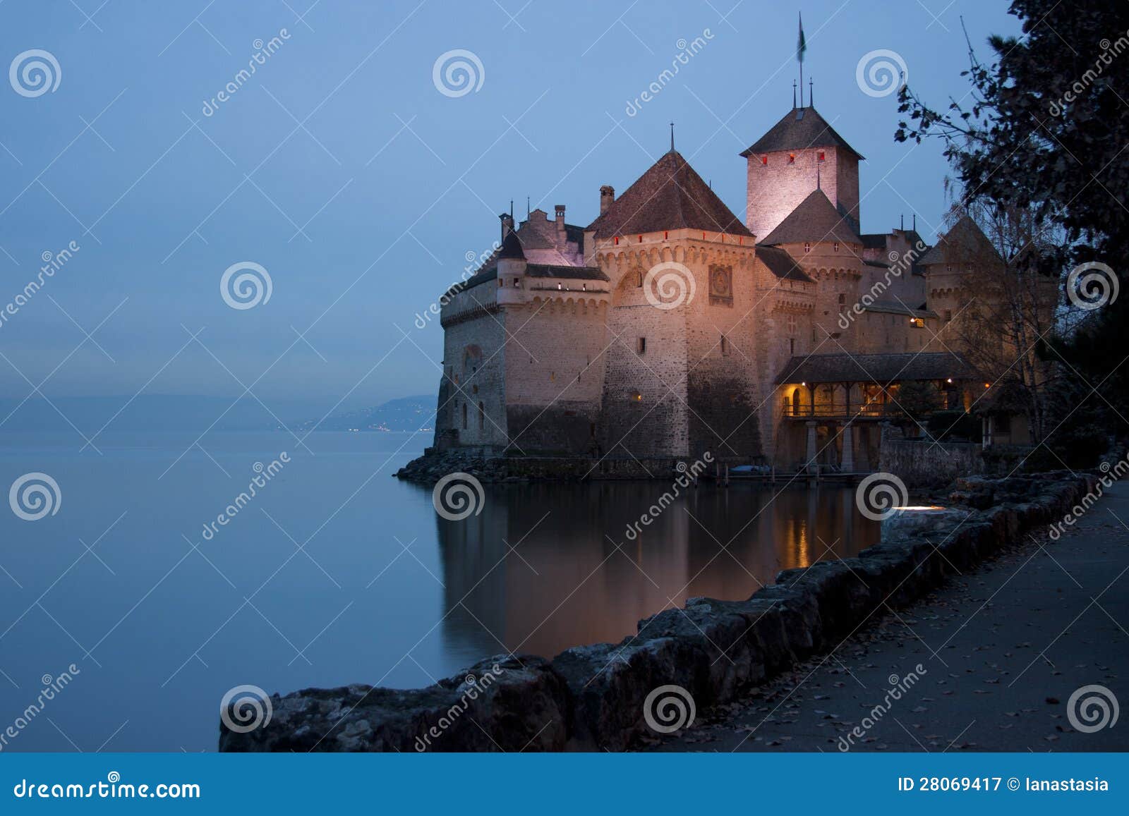 Chillon castle editorial photography. Image of dungeon - 28069417