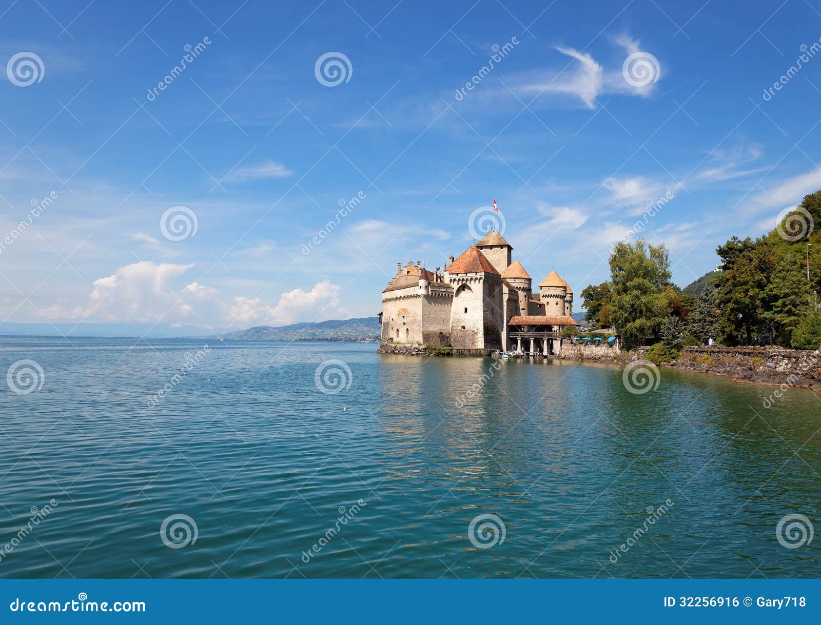 The Chillon Castle at Lake Geneva in Switzerland Editorial Photo ...