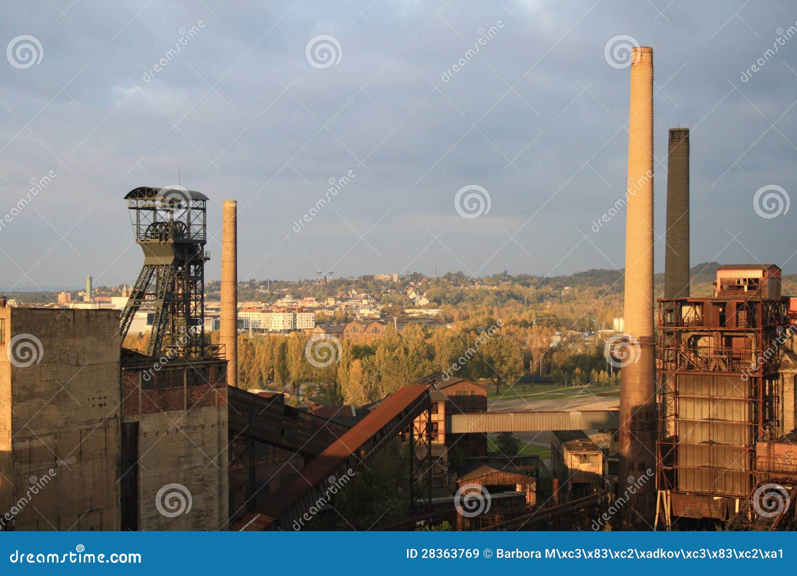 Chimney and oil rig stock image. Image of building, iron - 28363769