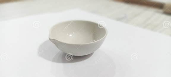 China Dish for Lab Use Experiments Stock Photo - Image of experiments ...