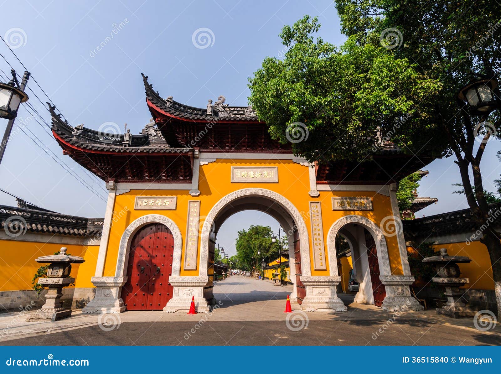 China Hanshan Temple stock photo. Image of building, balconies - 36515840