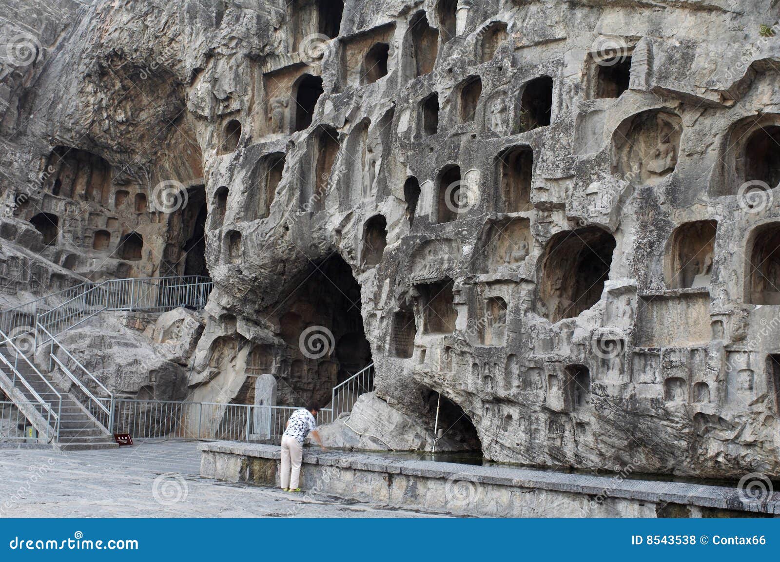 China/Luoyang: Longmen Grottoes Stock Photo - Image of sculpture ...