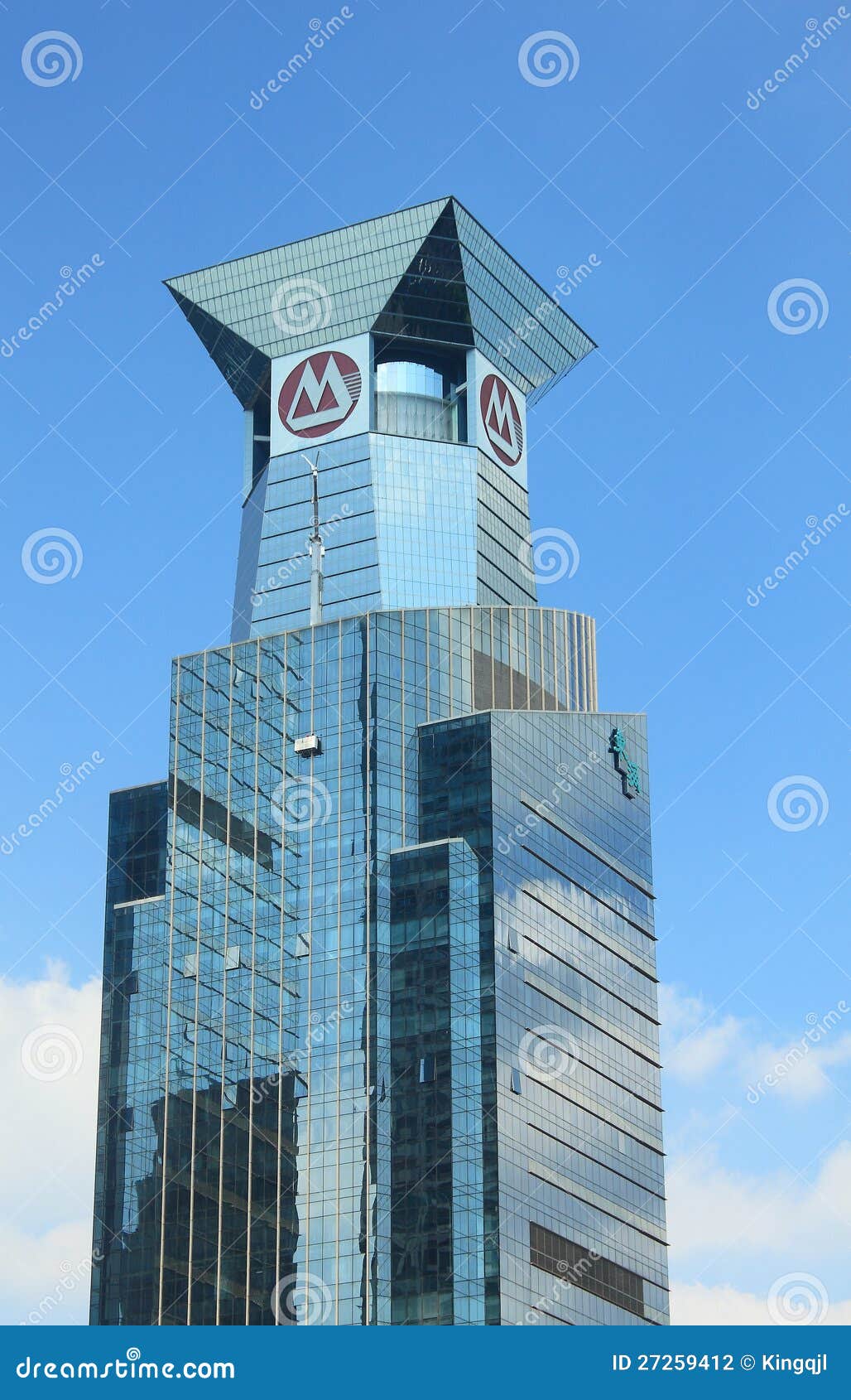 China Merchants Bank Tower editorial photography. Image of architecture ...