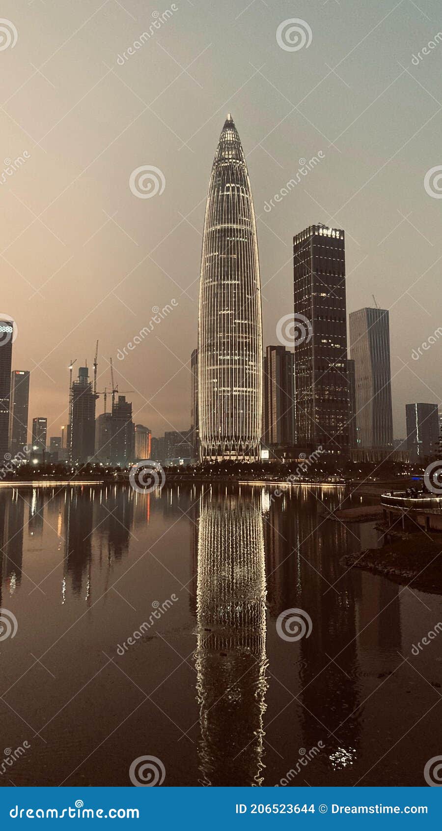 China Resources Tower editorial stock image. Image of dusk - 206523644