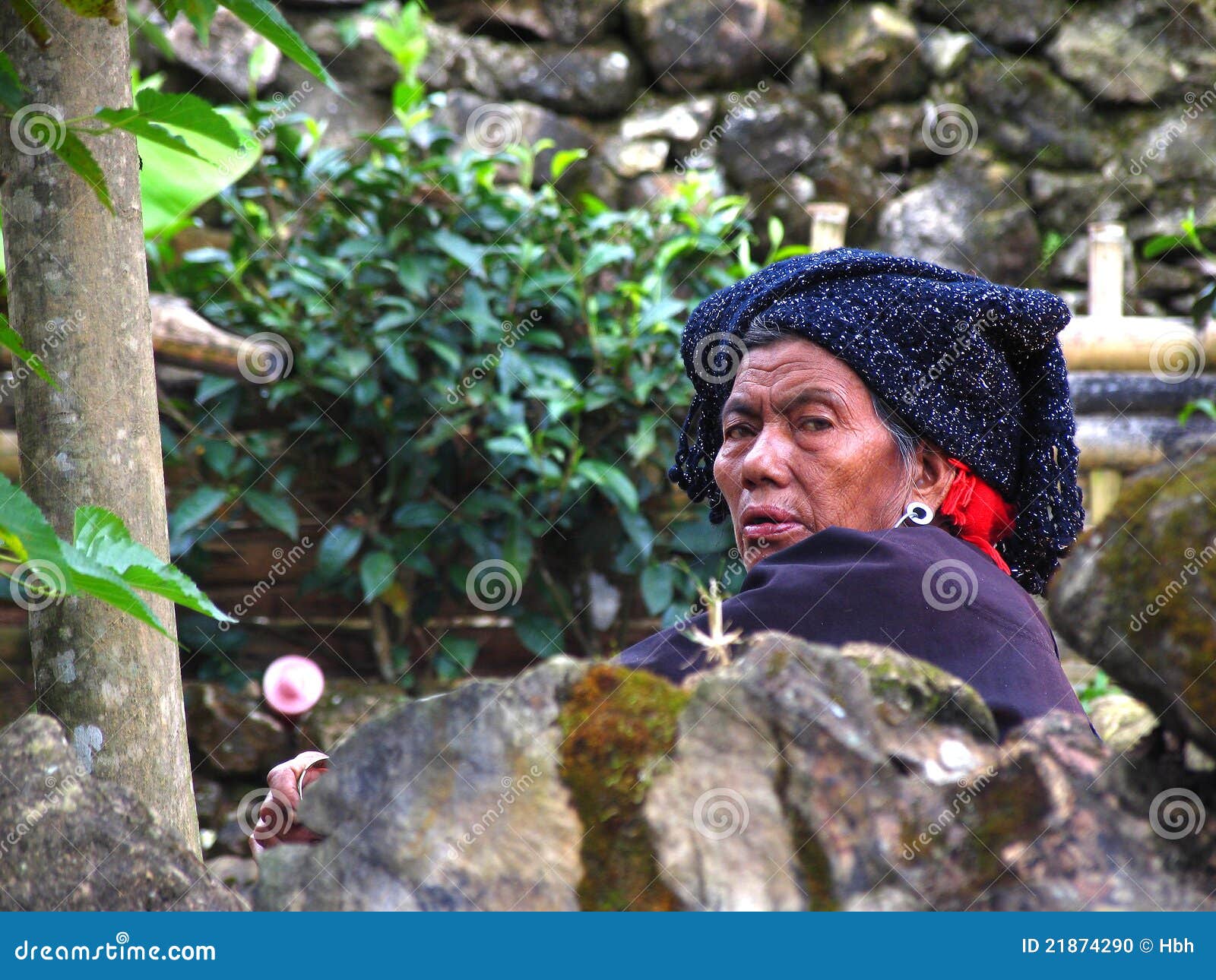 China S Last Primitive Tribes - Wa Editorial Image - Image of yunan ...