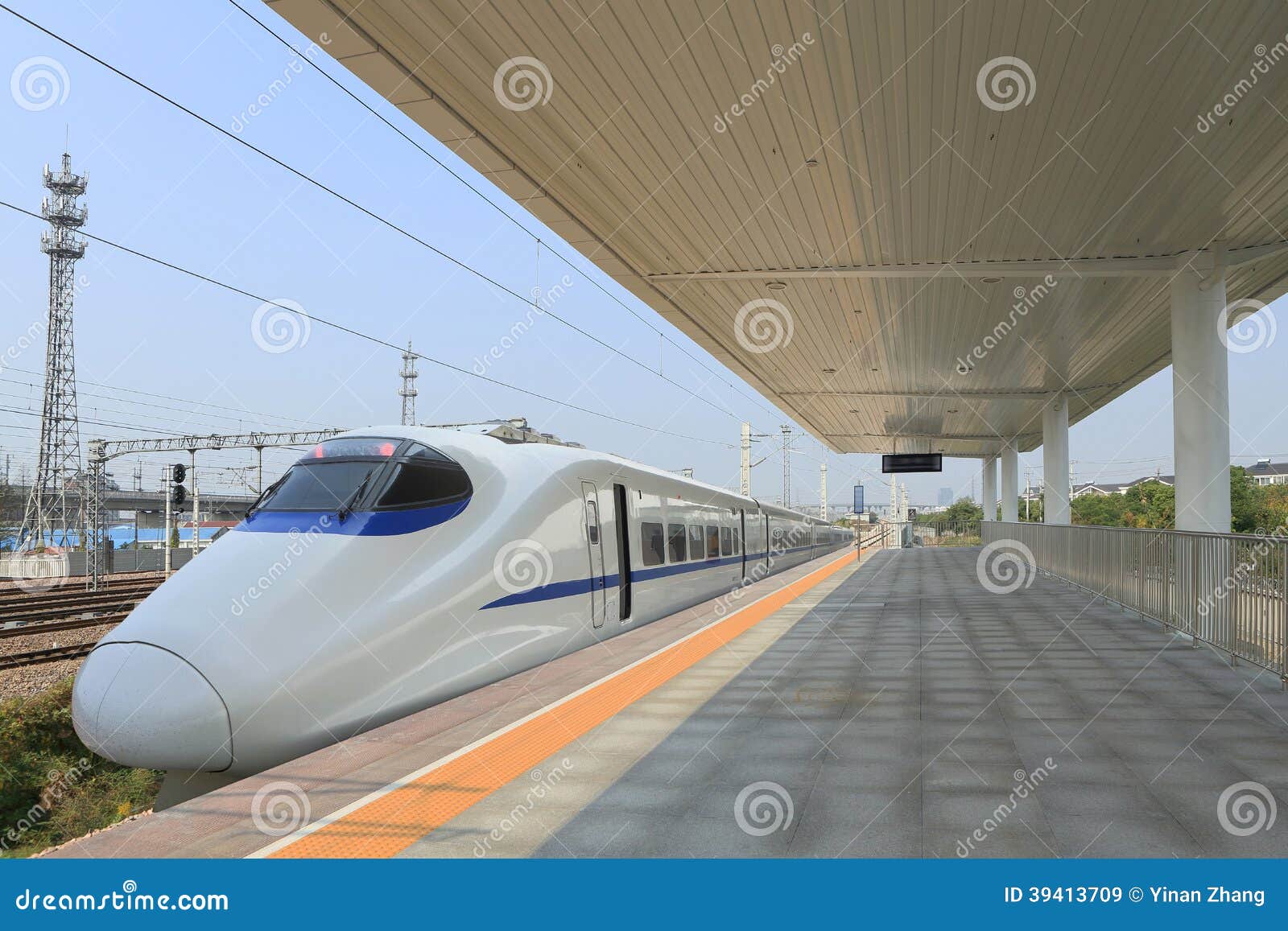 China S New High-speed Train Stock Image - Image of sunny, horizontal ...