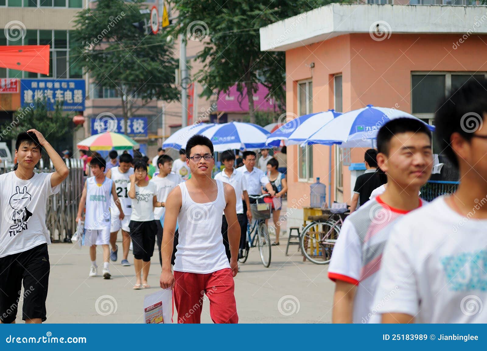 China: Students Take the Exam Editorial Stock Image - Image of ...