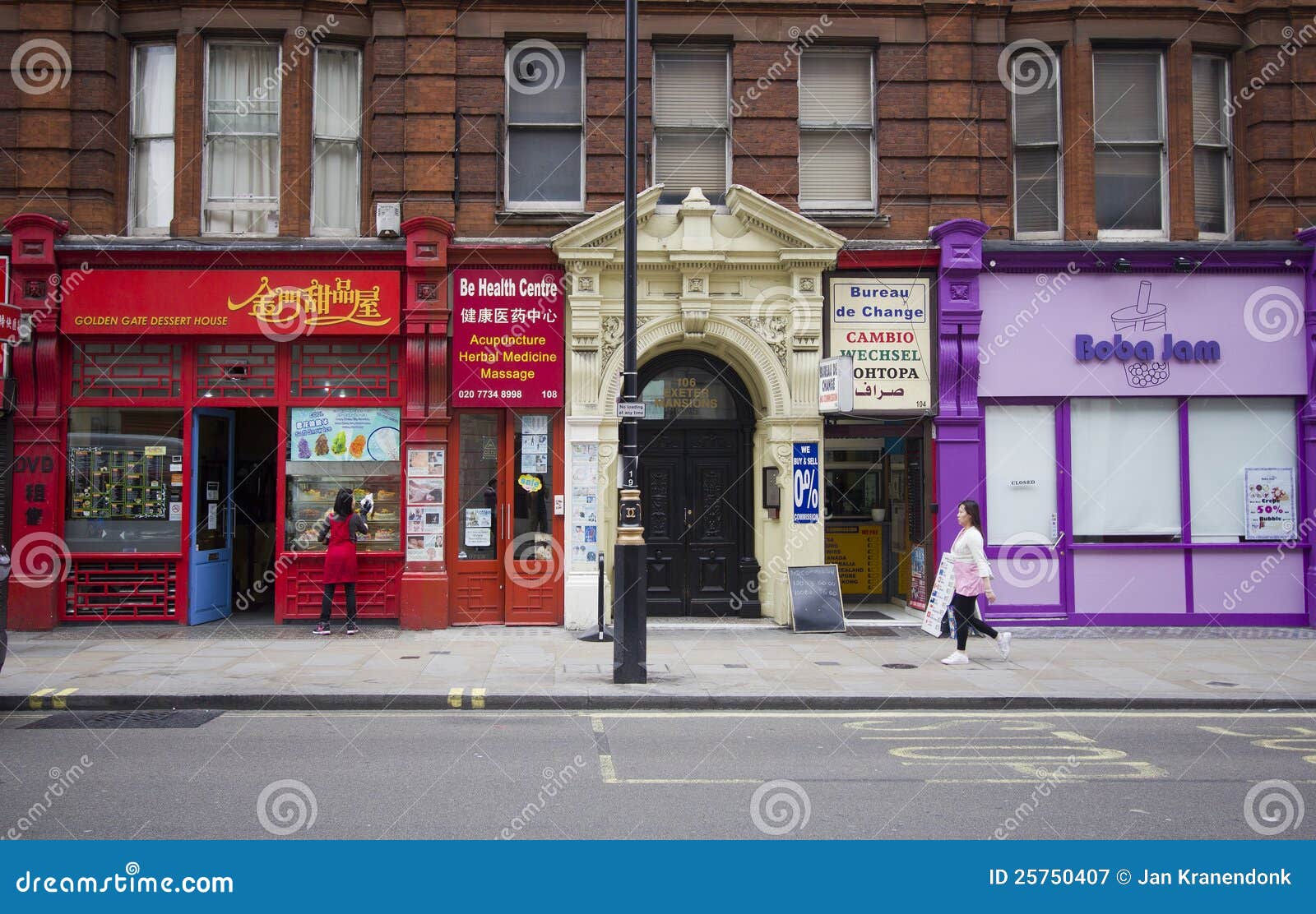 Chinatown London editorial photography. Image of kingdom - 25750407