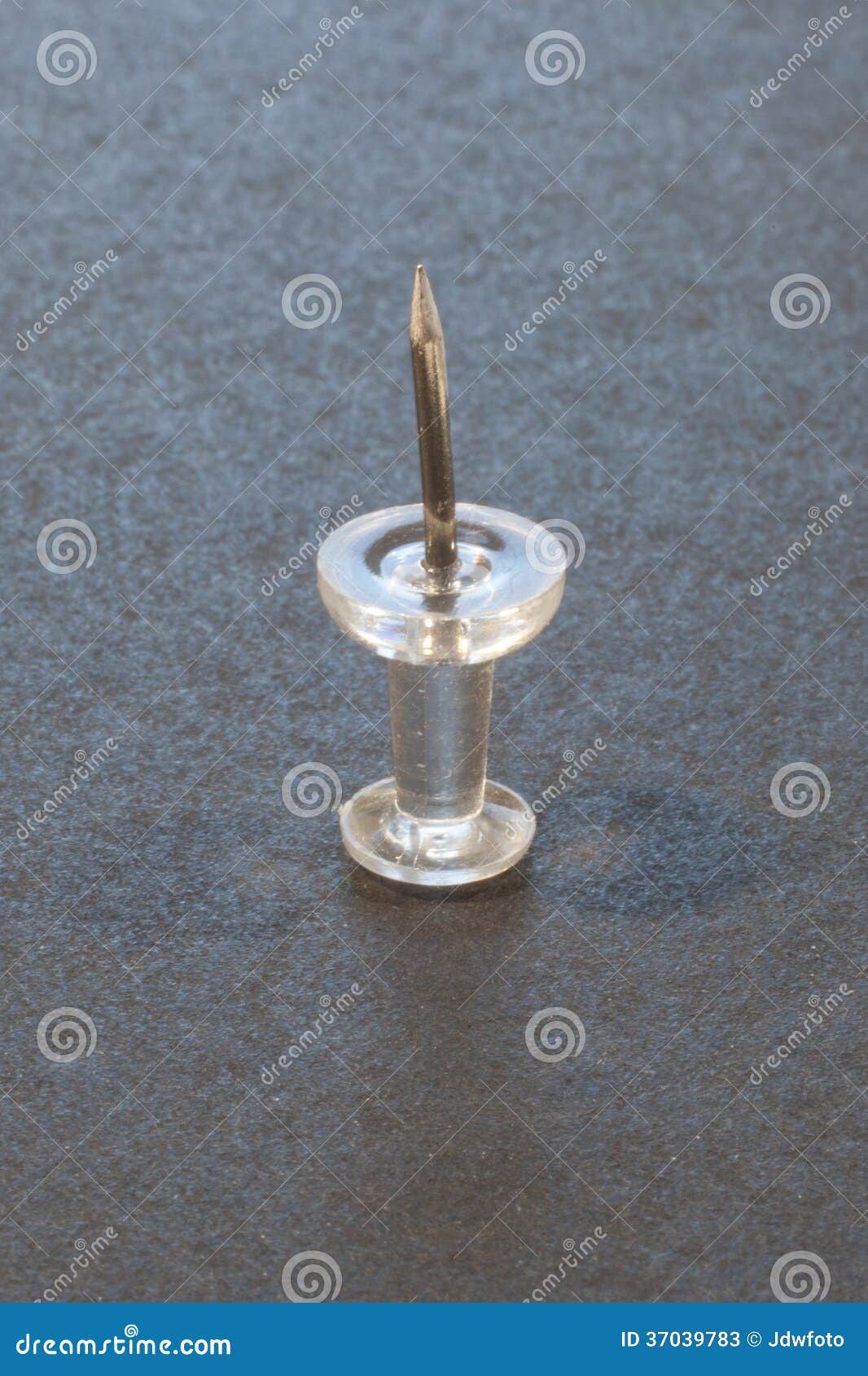 Chincheta imagen de archivo. Imagen de grupo, claro, pasador - 37039783