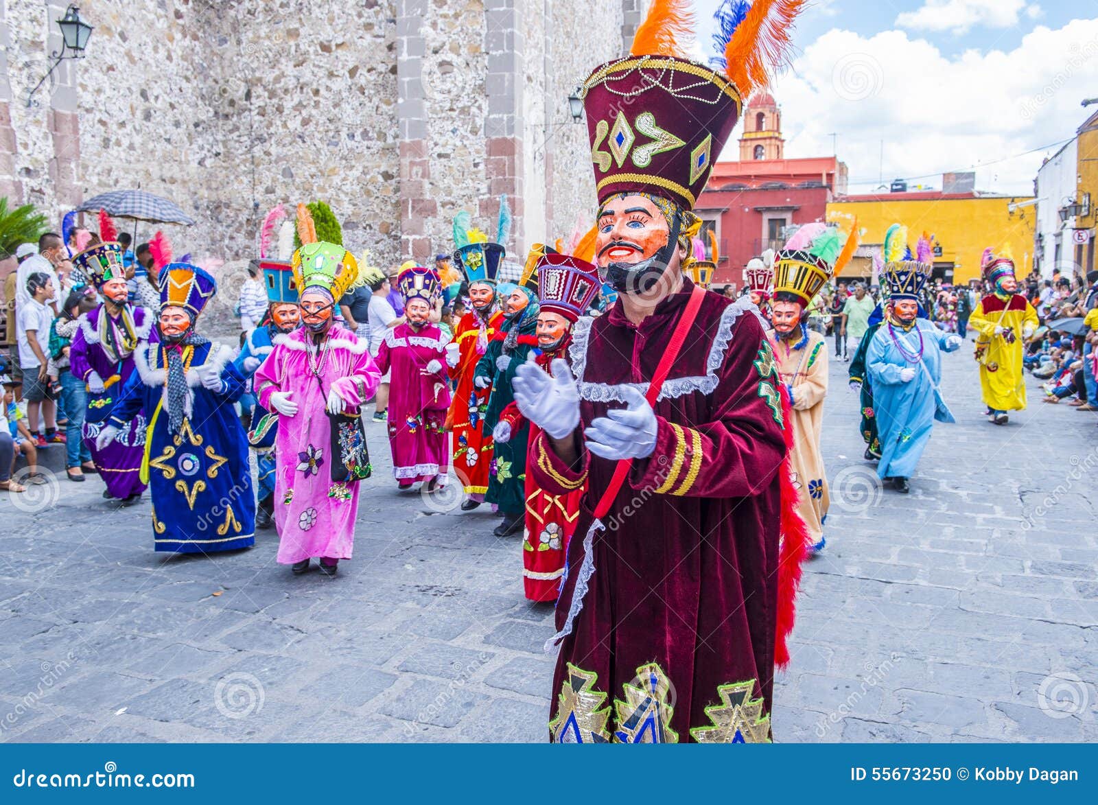Chinelos 编辑类图片. 图片 包括有 亚马逊, 米格尔, 遗产, 节日, 舞蹈演员, 文化, 瓦尔 - 55673250