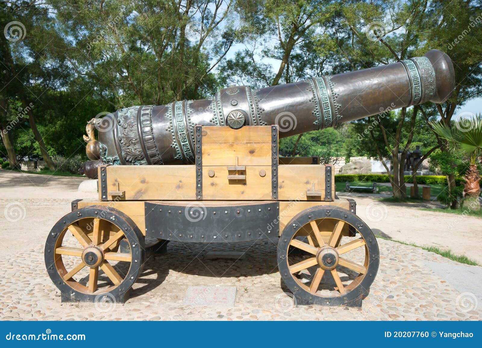 Chinese Ancient Cannon in Park Stock Photo - Image of dynasty, olden ...