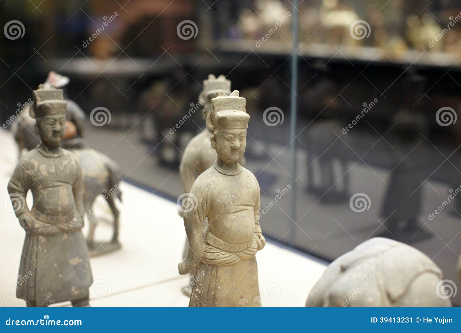 Chinese Ancient Figure Statue of Tang Dynasty Stock Image - Image of ...